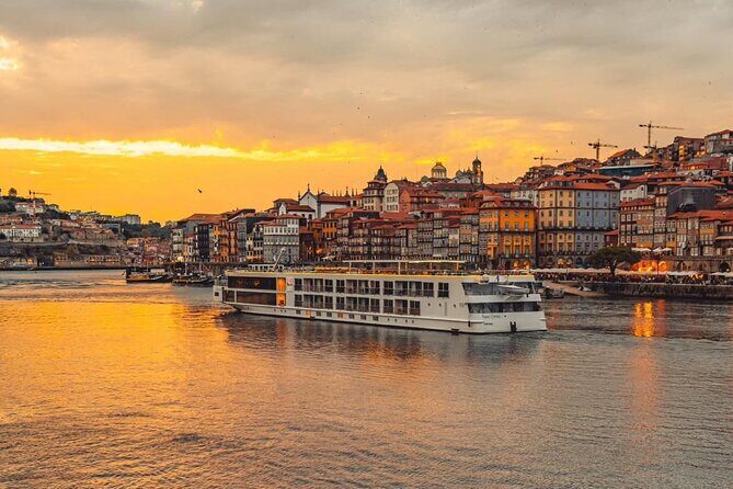 Porto Customizable Three Hour Private Tour - Guides and Personalization