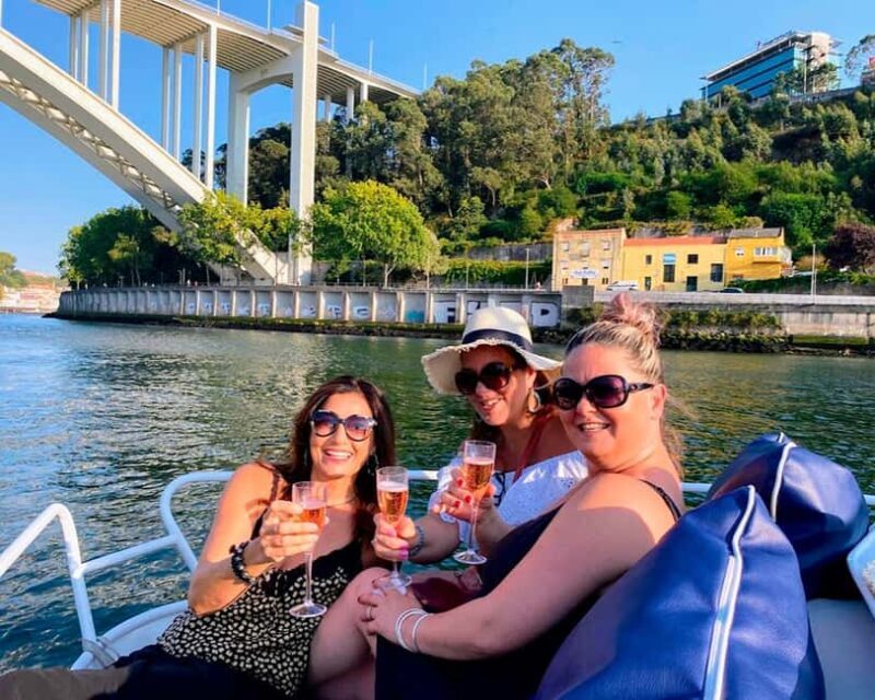 Porto: Douro Cruise, 6 Bridges & 4 Port Wines (Max 7) - An Authentic and Intimate Way to See Porto