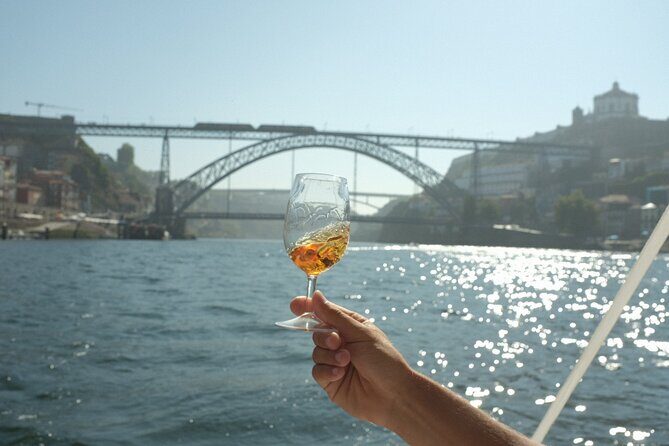 Porto: Douro River Boat Cruise with Port Wine and Snacks - What to Expect During the Cruise