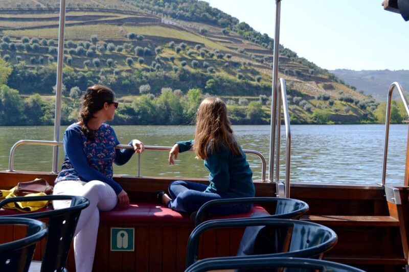 Porto: Douro Valley Vineyards Tour with Lunch & River Cruise - Key Points