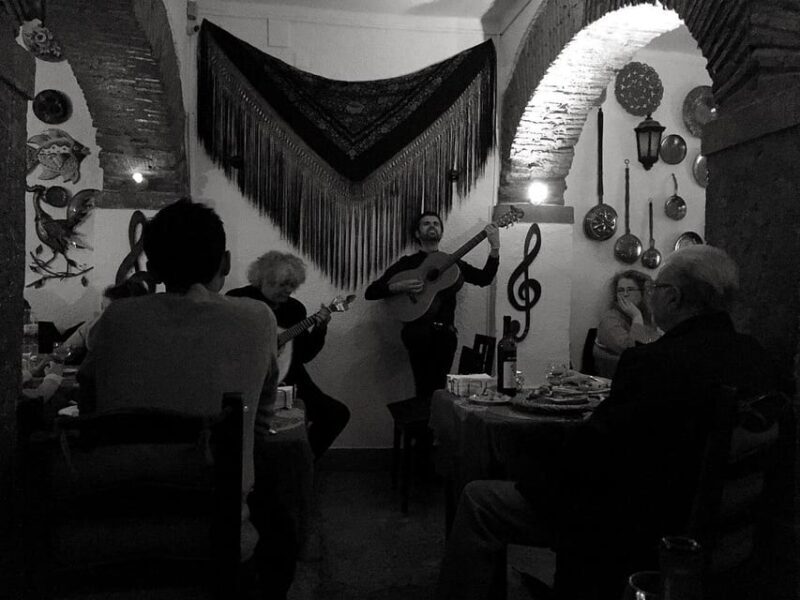 Porto: Fado Show with Dinner in a Traditional Fado House - FAQ