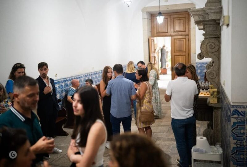 Porto: Fado Show with Guided Tour in a Historic Monastery - Exploring the Experience: A Deep Dive