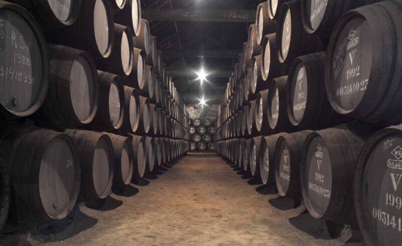 Porto: Graham's Port Lodge Tour & Vintage Room Wine Tasting - Final Thoughts: Who Will Love This Tour?