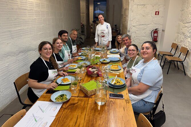 Porto Hands On Cooking Class-3 course-wine included-trained chef - Key Points