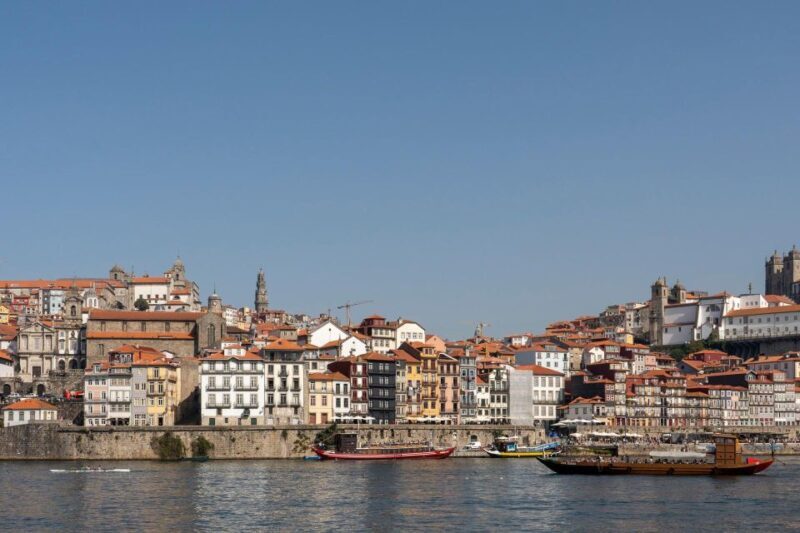 Porto: Helicopter Ride, Guided Walking Tour & River Cruise - FAQ