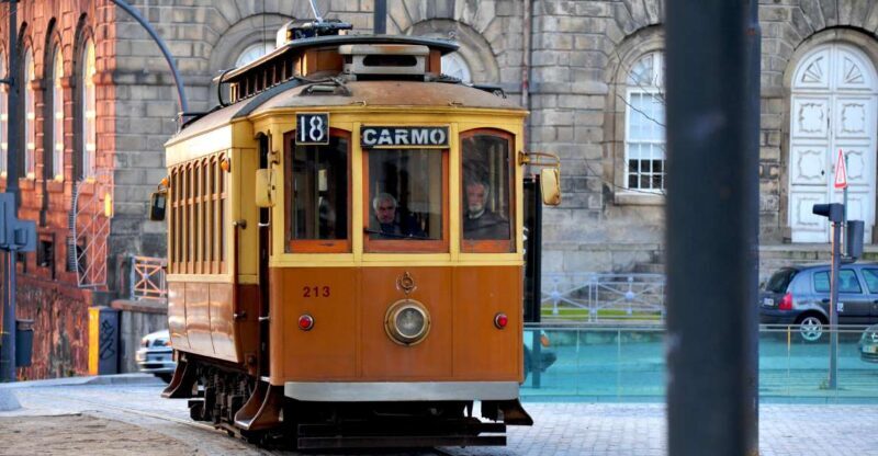 Porto Highlights and Tram - Private Tour - The Tram Experience (25 minutes)