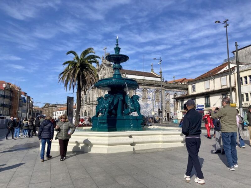 Porto: Highlights & hidden gems Walk - max 10 - Key Points