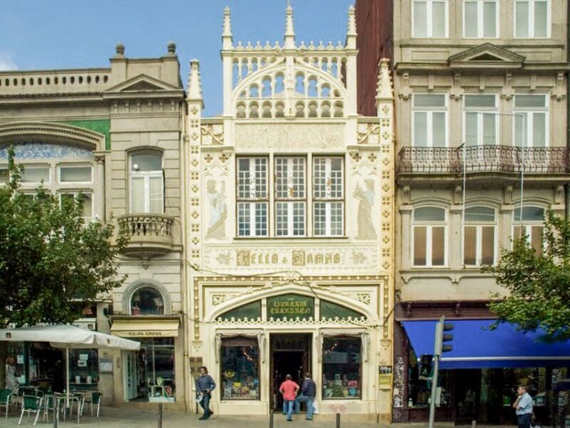 Porto: Historic e-Bike Tour with a guide - Why Consider the Porto: Historic e-Bike Tour?