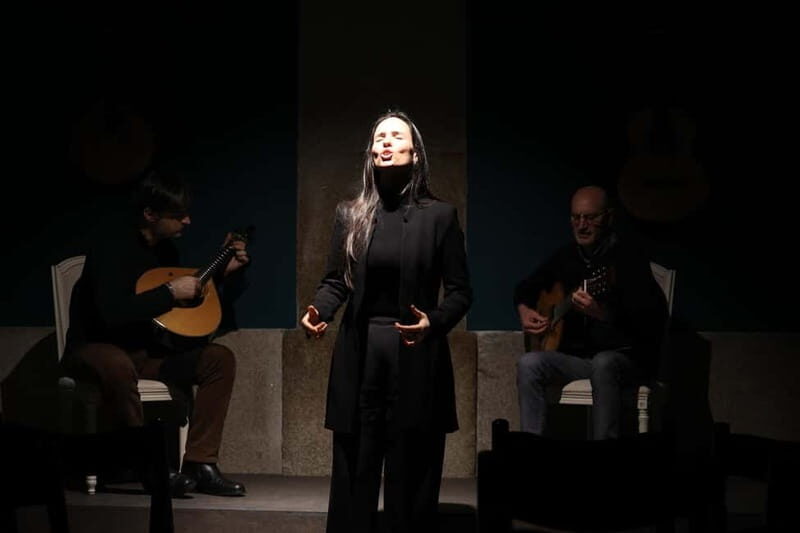 Porto: Intimate Fado Show & Port Wine in Trindade Noble Hall - Why This Experience Is Worth It