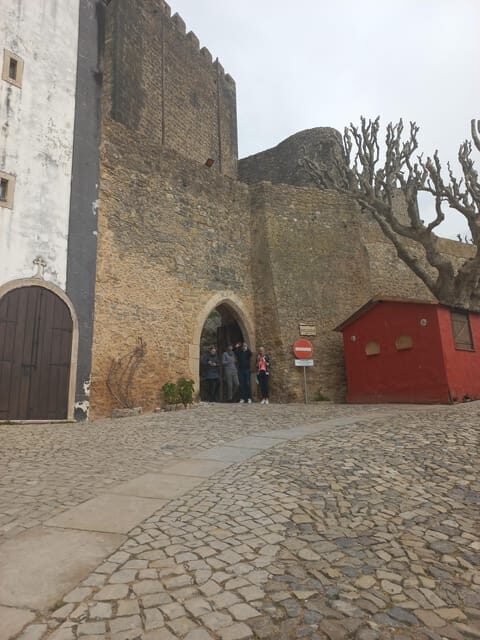 Porto / Lisbon Transfer with Nazaré & Óbidos - FAQs