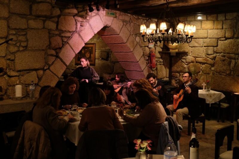 Porto Moonlight Walk & Fado Dinner - Key Points