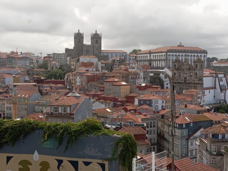 Porto - Old Town Tour with an official guide - In-Depth Look at the Porto Old Town Tour