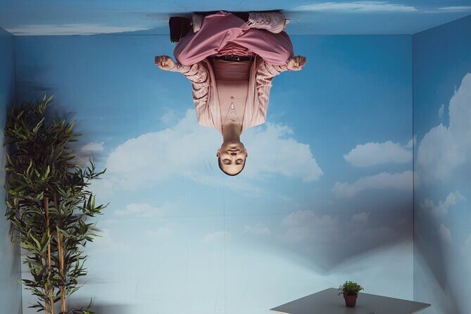 Porto: Pink Palace - Immersive Rosé Wine Museum with 5 Tastings - What to Expect from the Pink Palace Tour