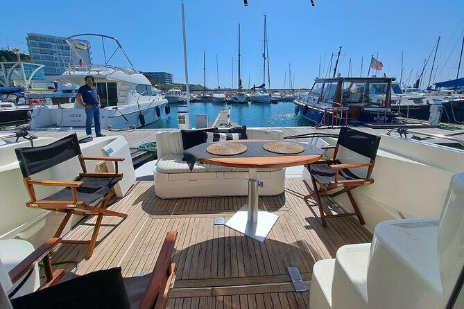 PORTO : Premium Yacht Tour 6 Bridges & Douro Estuary Reserve - The Sum Up