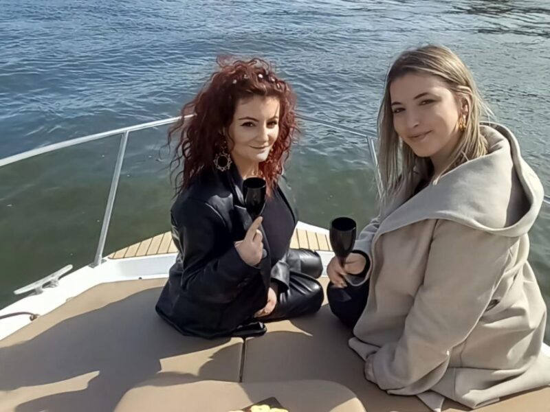 Porto: Private 6 Bridges Tour, welcome drink & sunset option - Authenticity & Local Flavor  