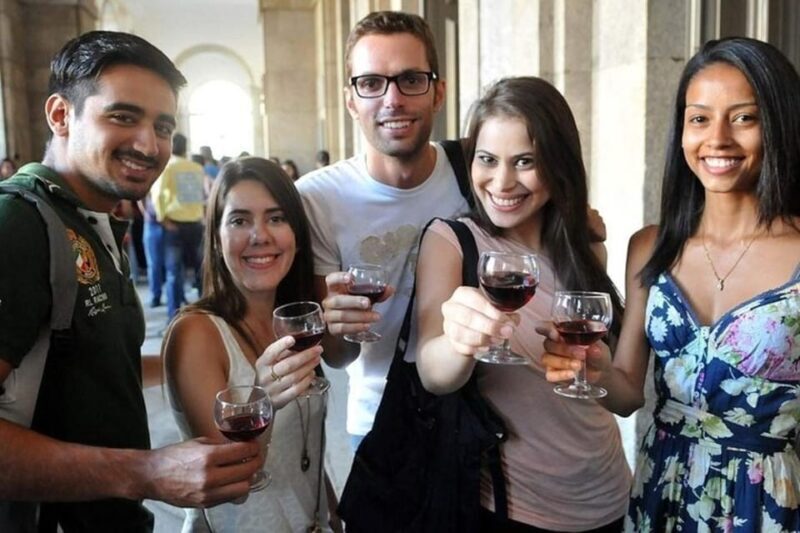 Porto : Private Custom Tour with a Local Guide - Who Would Enjoy This Tour?