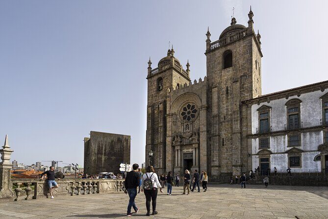 Porto Private Custom Tour with a Local: Highlights & Hidden Gems - What to Expect from the Tour