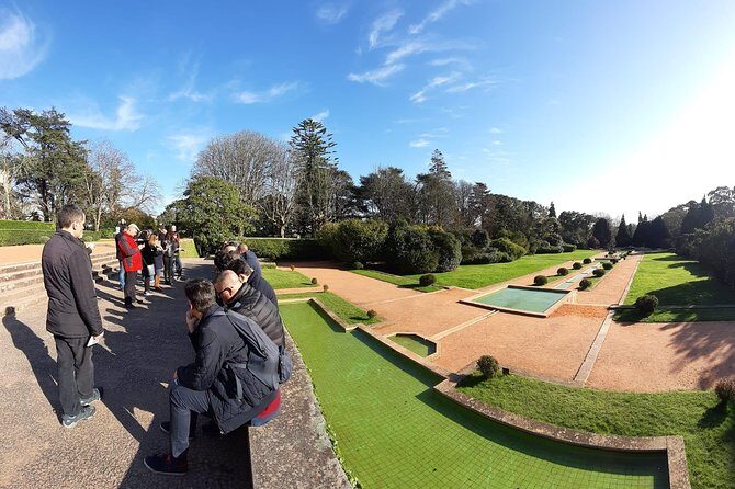 Porto private morning Tour, discover the most iconic attractions - FAQs