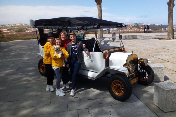 Porto : Private Tour of the Historic City in a Classic Ford T - Exploring Porto in a Classic Ford T: A Unique City Tour