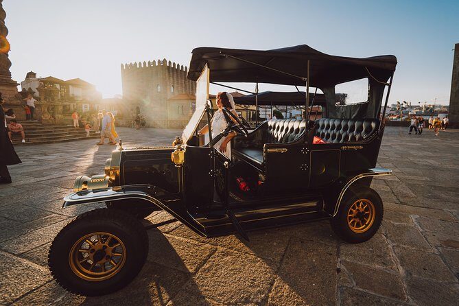 Porto : Private Tour of the Historic City in a Classic Ford T - FAQ