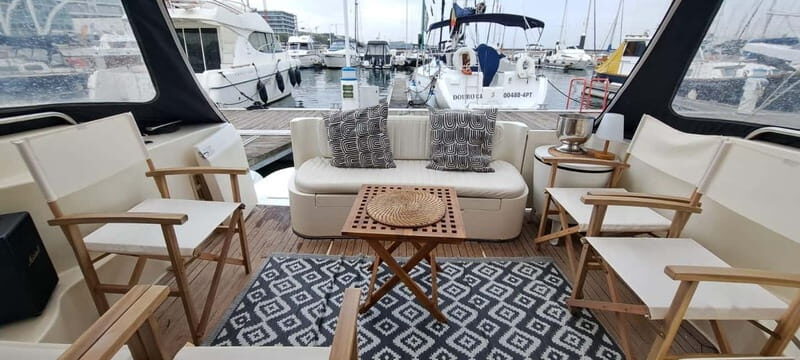 Porto: Private Yacht Tour on Douro River - up to 12 people - The Experience on Board