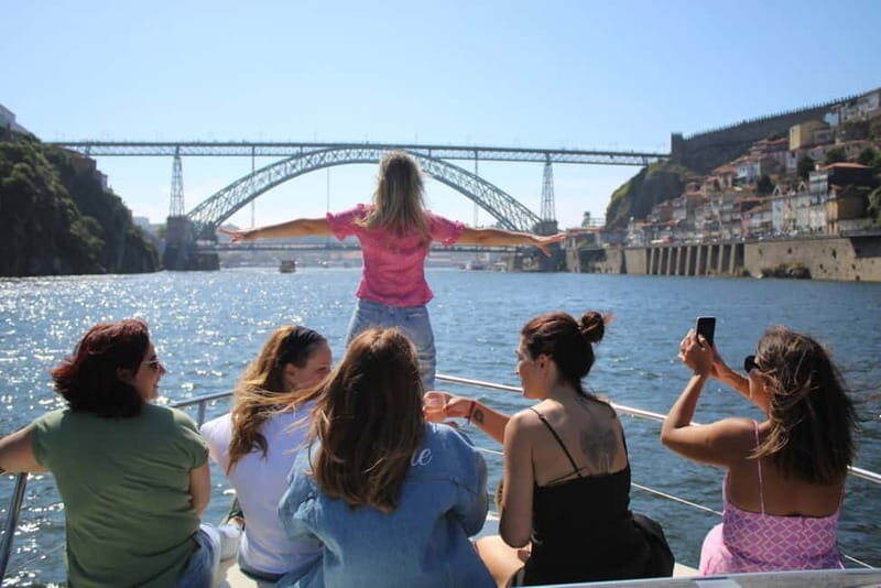 Porto: Private Yacht Tour with Wine, Snacks & 6 Bridges - A Closer Look at the Porto Private Yacht Tour