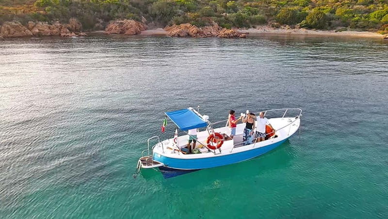 Porto Rotondo: Sunset aperitif on a boat in the Costa Smeralda - Food and Drinks: Local Flavors at Sea