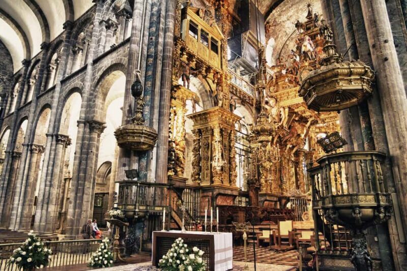 Porto: Santiago de Compostela and Valença do Minho Day Tour - FAQ