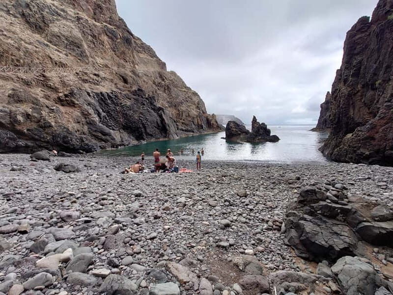 Porto Santo: Island Highlights 4x4 Tour with Hotel Transfers - Key Points