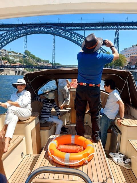 Porto: Six Bridges Douro River Cruise with Drinks - Starting Point & Setting Expectations