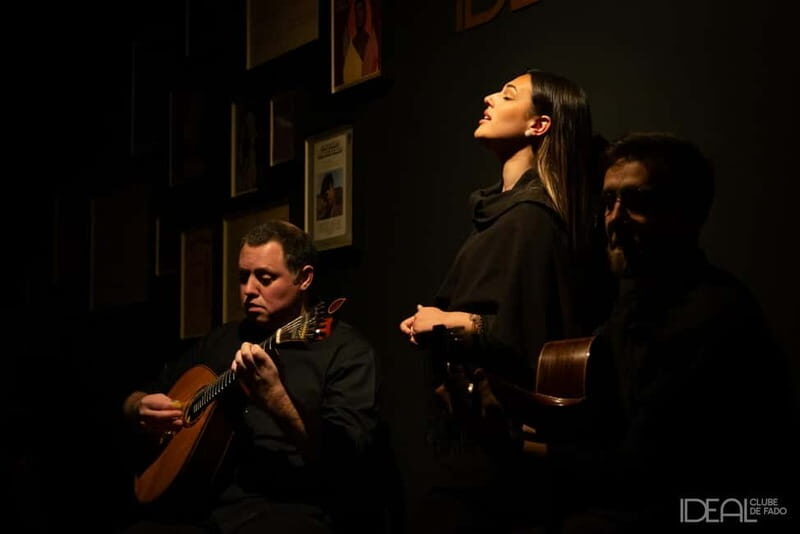 Porto: The highest-rated traditional fado concert (downtown) - The Quality of the Experience