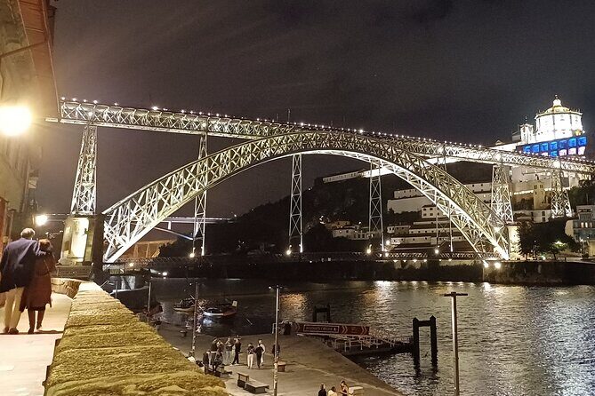 Porto, unveiling the city | walking tour | city gems - The Experience of Walking Porto