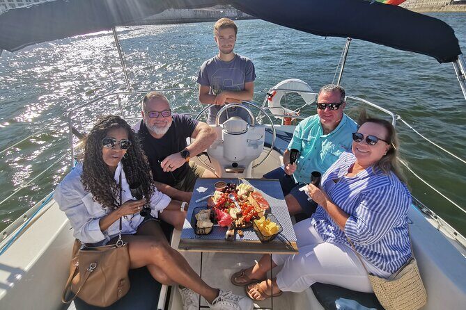 Porto: Wine and cheese tasting on a sailboat on the Douro River - A Deep Dive into the Experience
