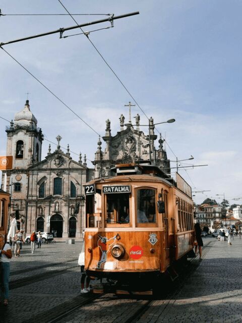 Porto: Wine Tasting With Snack Walking Tour - Exploring the Itinerary