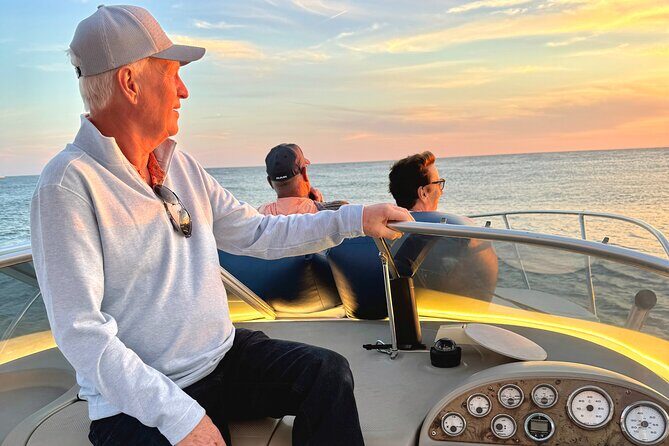 Porto: Yacht Small-Group Douro River Cruise & 6 Bridges w/ Drink - Key Points