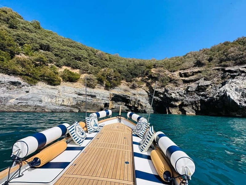 Portovenere: a boat tour to discover its islands - The Sum Up