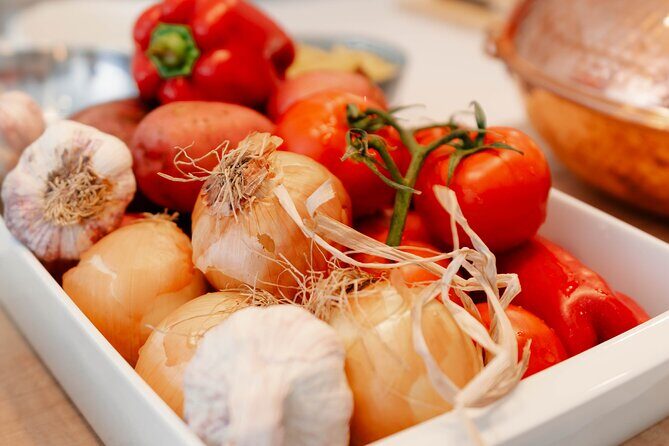 Portuguese Cooking Class: Algarves Pork & Seafood Cataplana - FAQ