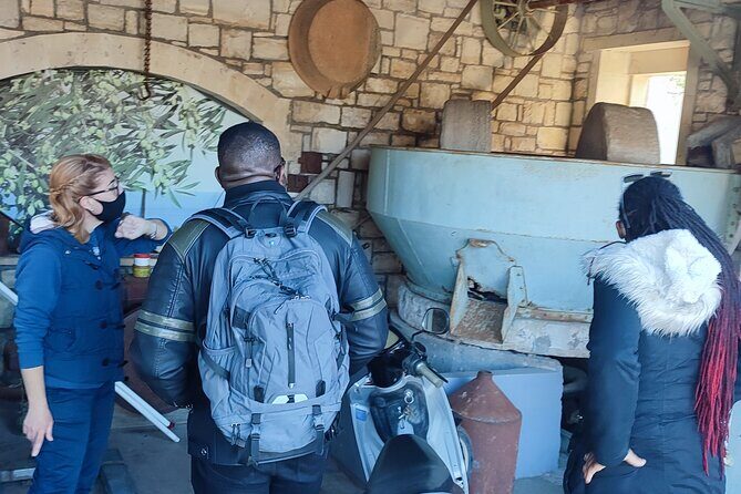 Pottery - Honey & Olive Oil experience - A Deep Dive into the Tour Experience