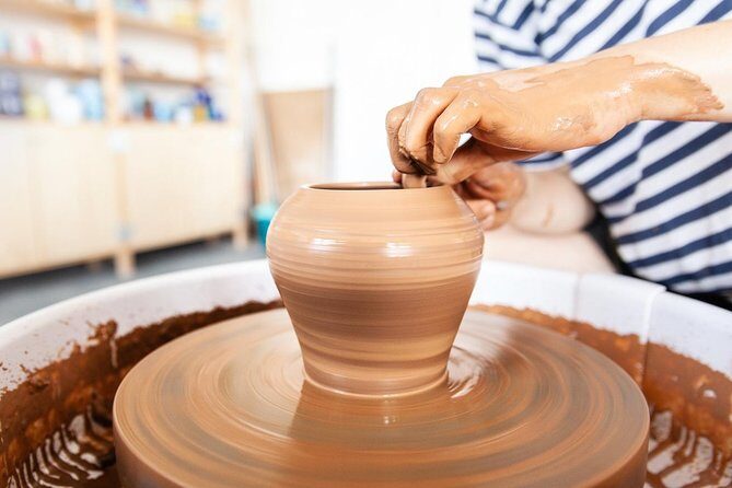 Pottery wheel class in Toronto Bay&Dundas - The Creative Process and Group Dynamics