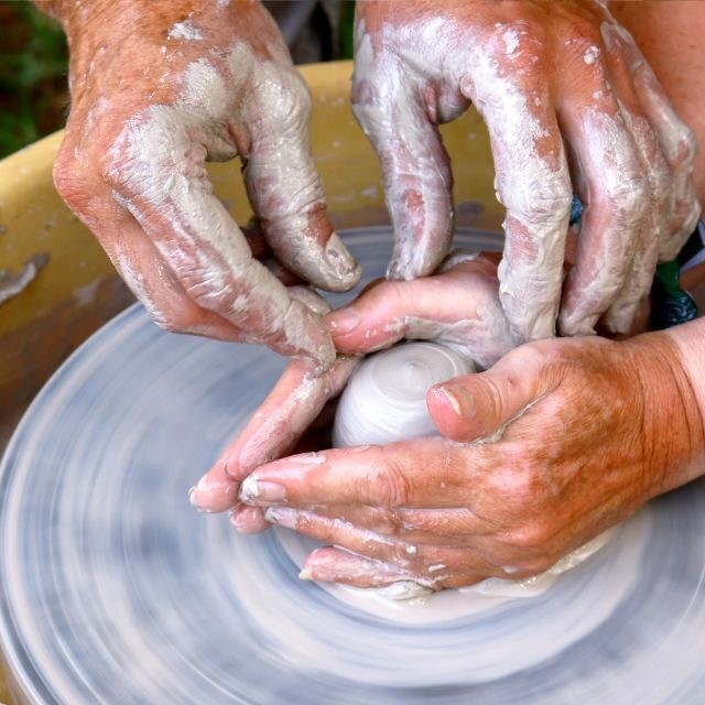 Pottery workshop in the Algarve - Pottery Workshop in the Algarve: A Hands-On Creative Escape