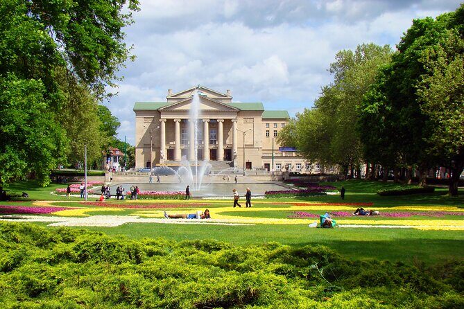 Pozna Experience 2-Hours Guided Walking Tour - The Breakdown of the Itinerary