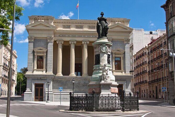 Prado Museum Tour with ticket, small group & expert guide - Key Points