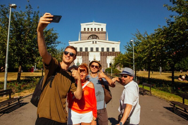 Prague: 1.5-Hour Private Kick-Start Tour with a Local - The Value of Local Tips and Insider Knowledge