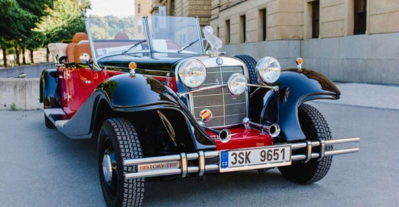 Prague: 1-Hour Private Tour in Vintage Car - Starting Point and Convenience