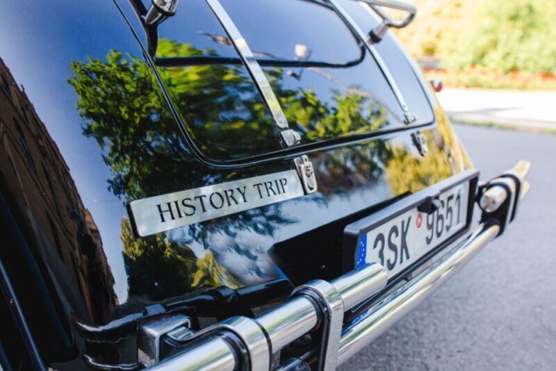 Prague: 1-Hour Private Tour in Vintage Car - The Experience and Atmosphere