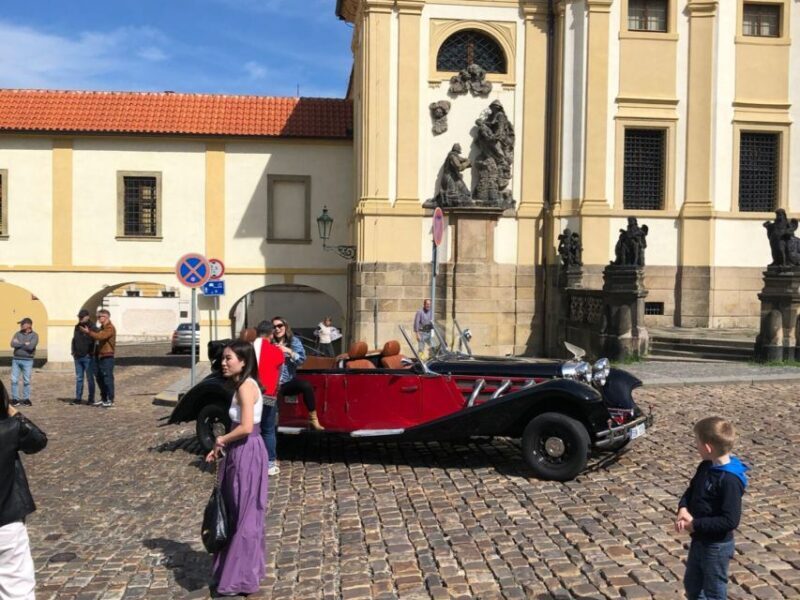 Prague: 1-Hour Private Tour in Vintage Car - Value for Money