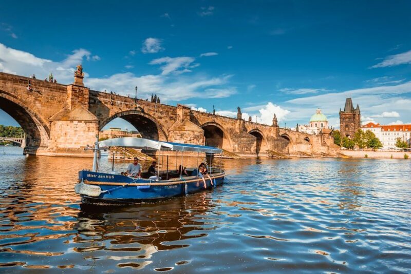 Prague: 45-Minute Sightseeing Cruise to Devil's Channel - FAQ