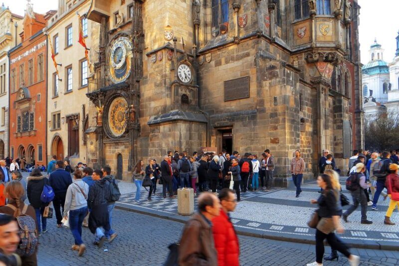 Prague: 6-Hour City Tour including Cruise and Lunch - Discovering Prague: A Balance of Sights and Stories