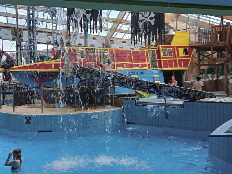 Prague: Aquapalace Indoor/Outdoor Water Park Ticket - Key Points