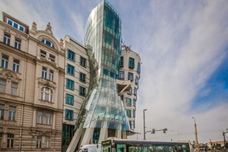 Prague: Big Bus Hop-on Hop-off, Castle Tour and River Cruise - FAQ
